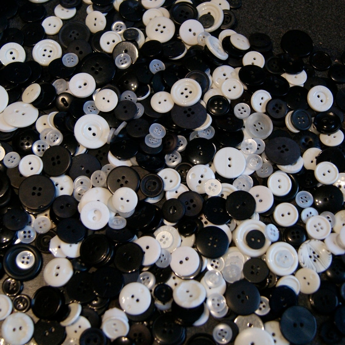 100 Black and White Button TUXEDO Mix Assorted Sizes Sewing | Etsy