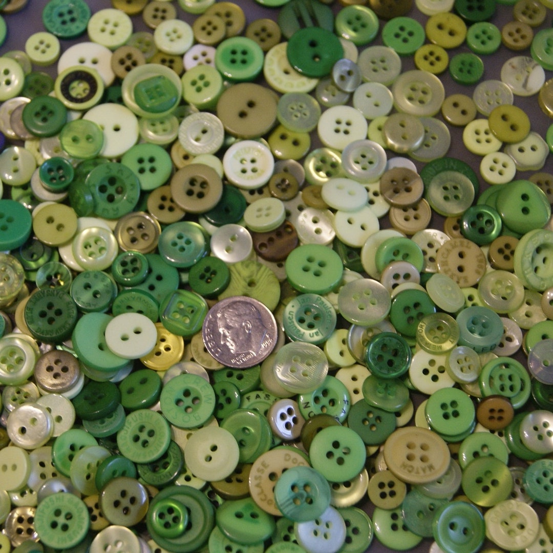 200 Small Buttons RAIN FOREST Green Button Mix, Green Mix Assorted ...
