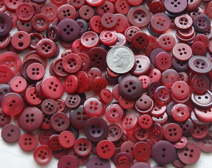 100 Buttons Small Cranberry Red Buttons Small Assorted Size - Etsy