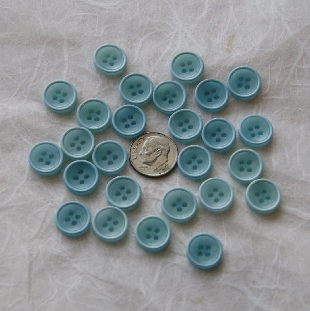 26 Blue Buttons, 1/2" Buttons, Lighter Blue Rim, 4 Hole Matching ...
