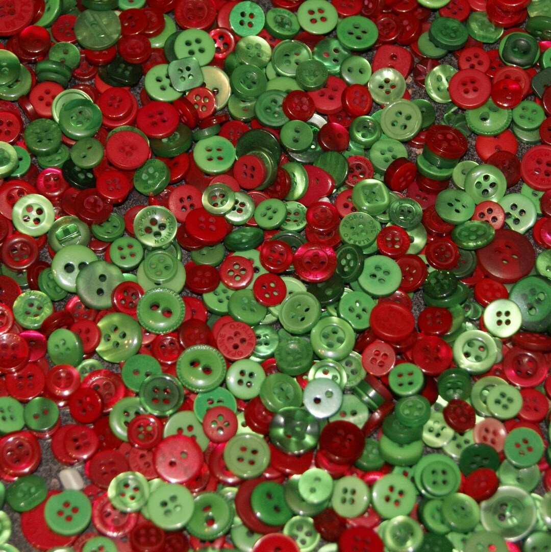 1000 Buttons, Green and Red Small Buttons, Christmas Buttons, (1560) - Etsy