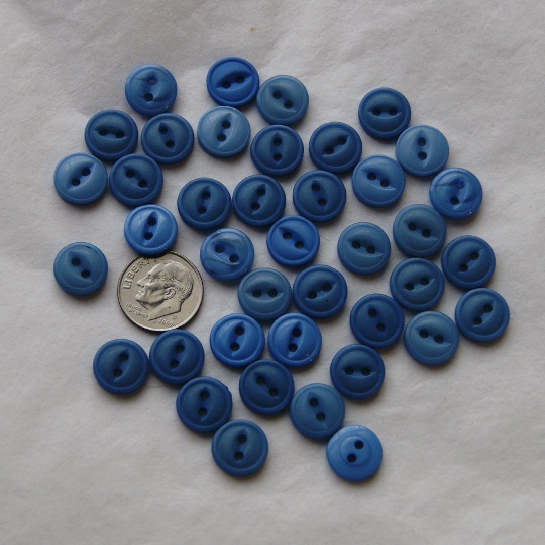 30 Blue Buttons, 7/16 Buttons, Shades of Blue Mix Sewing, Crafting af ...