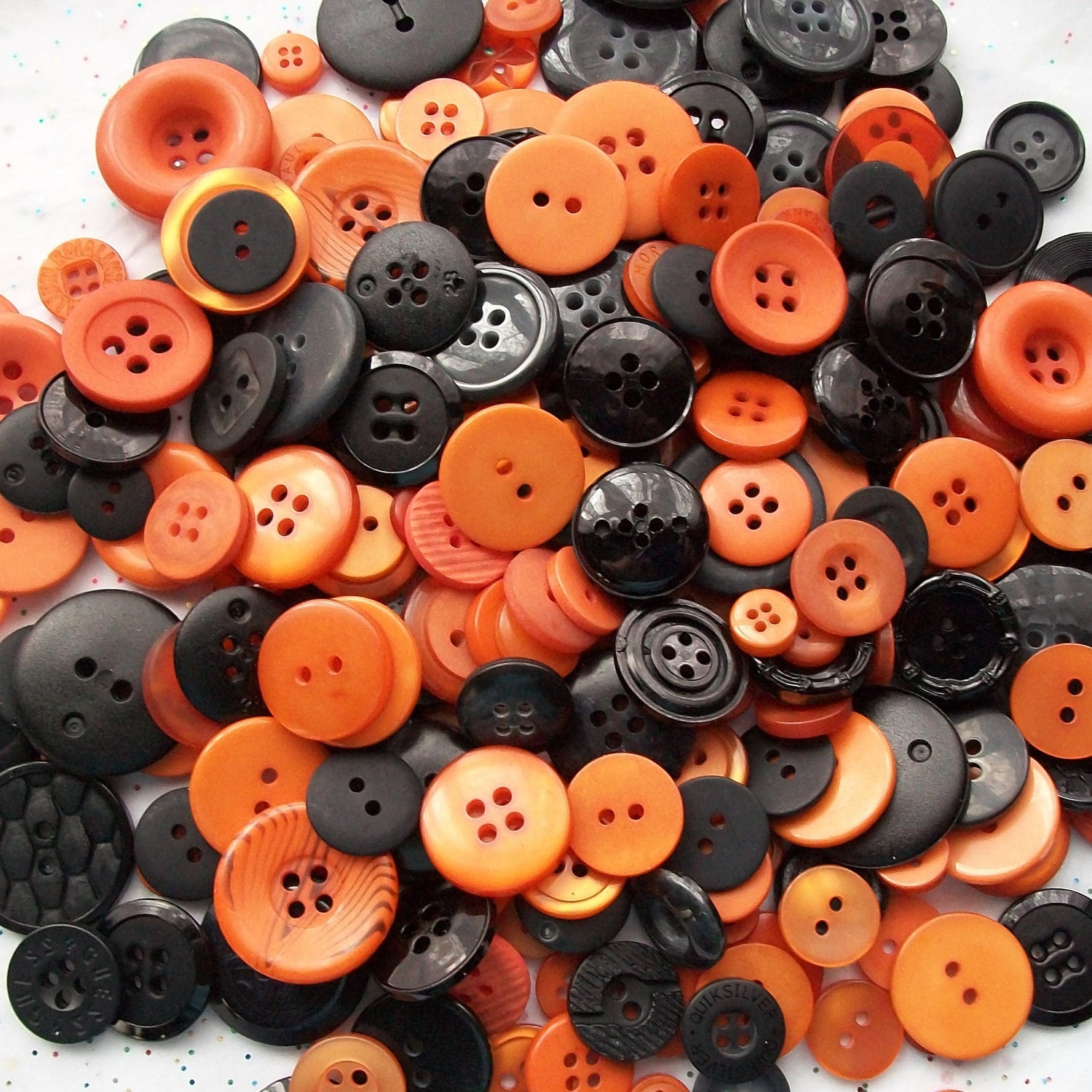 50 Orange and Black Button Mix Halloween Buttons Sewing - Etsy