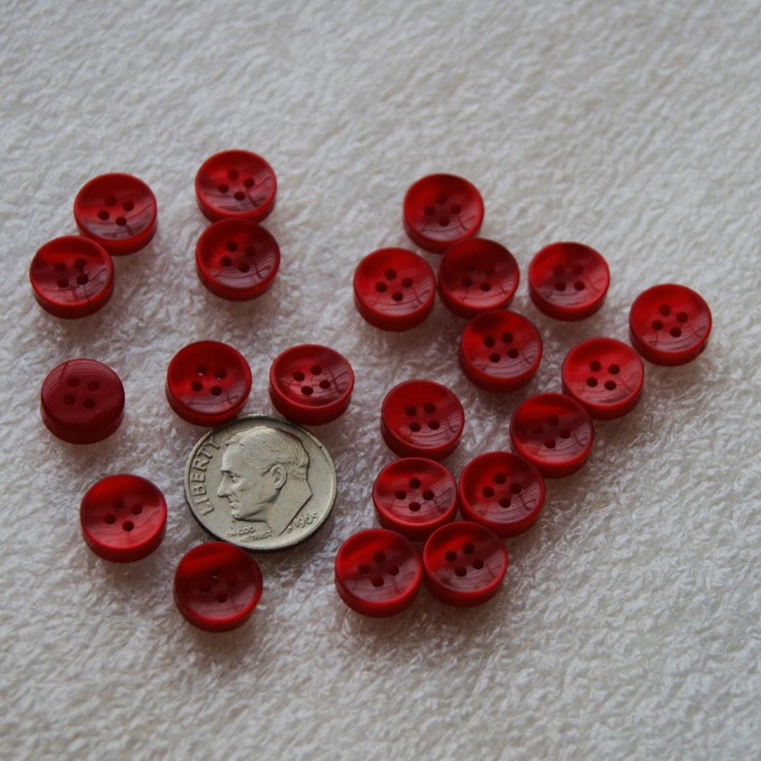 22 Red Buttons Small 3/8" Ruby Red Buttons Matching Buttons (SB 757) - Etsy