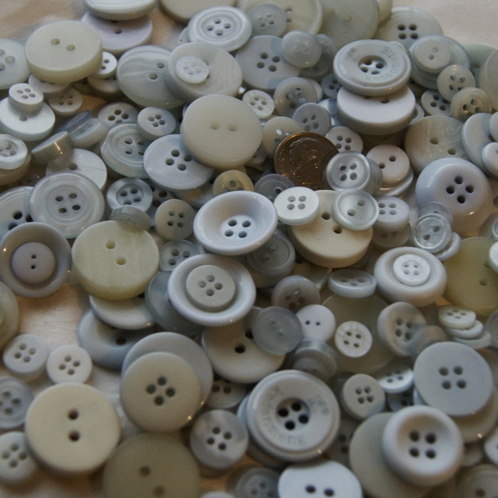 50 Grey Gray Button Mix , Assorted Sizes, Crafting Jewelry Collect ...