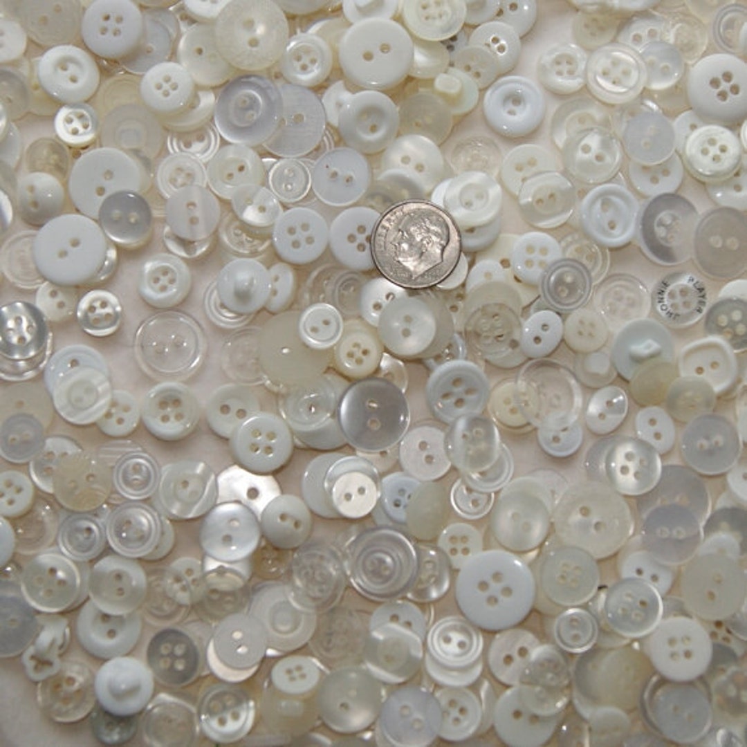 100 White Buttons Smalls, Mix, Pearl White, Bright White, off Whites ...
