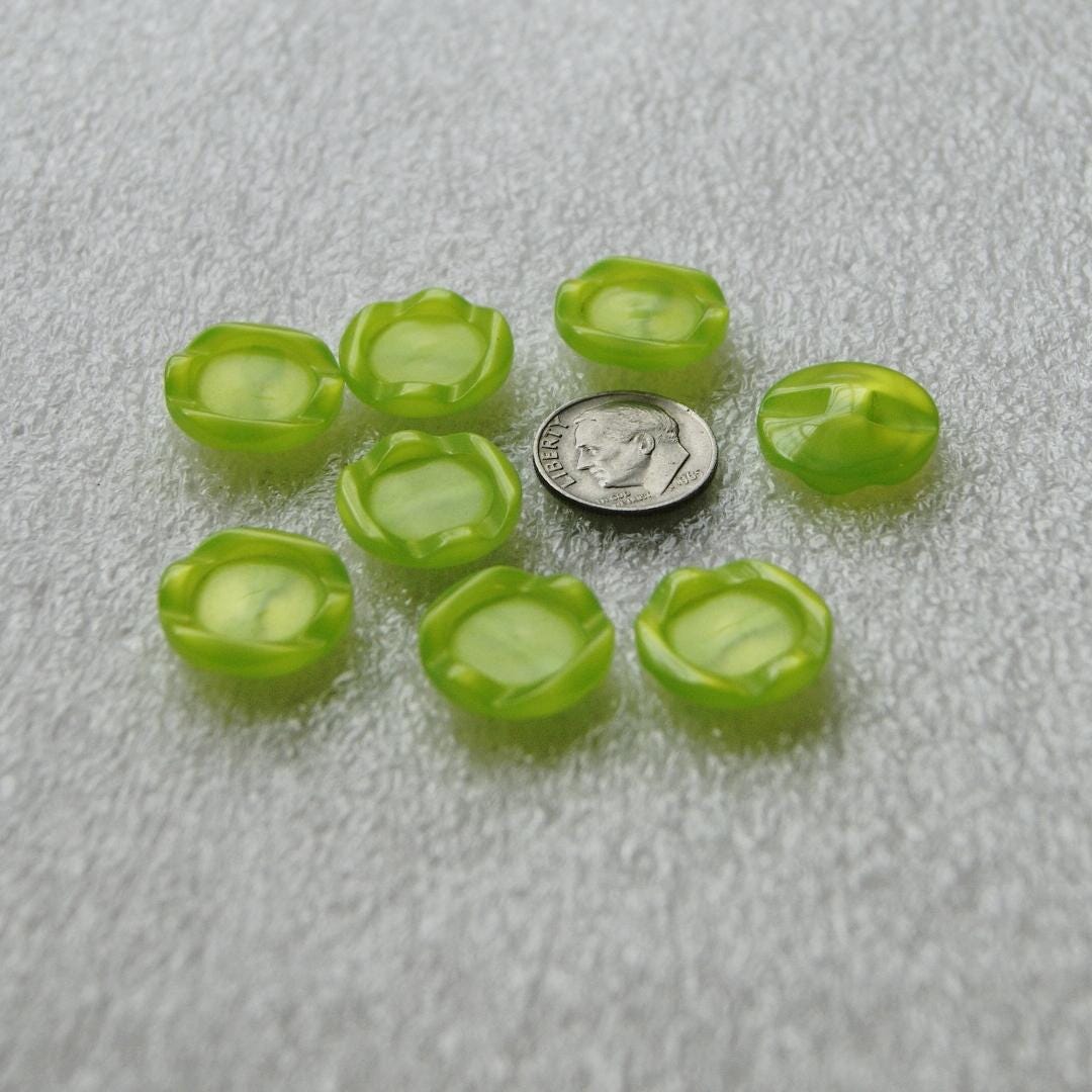 8 Lime Green Buttons, 11/16 Shiny, Tunnel Back Matching Buttons SB 562 ...