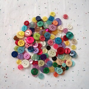 100 Small Button Mix Rainbow color mix assorted small sizes | Etsy