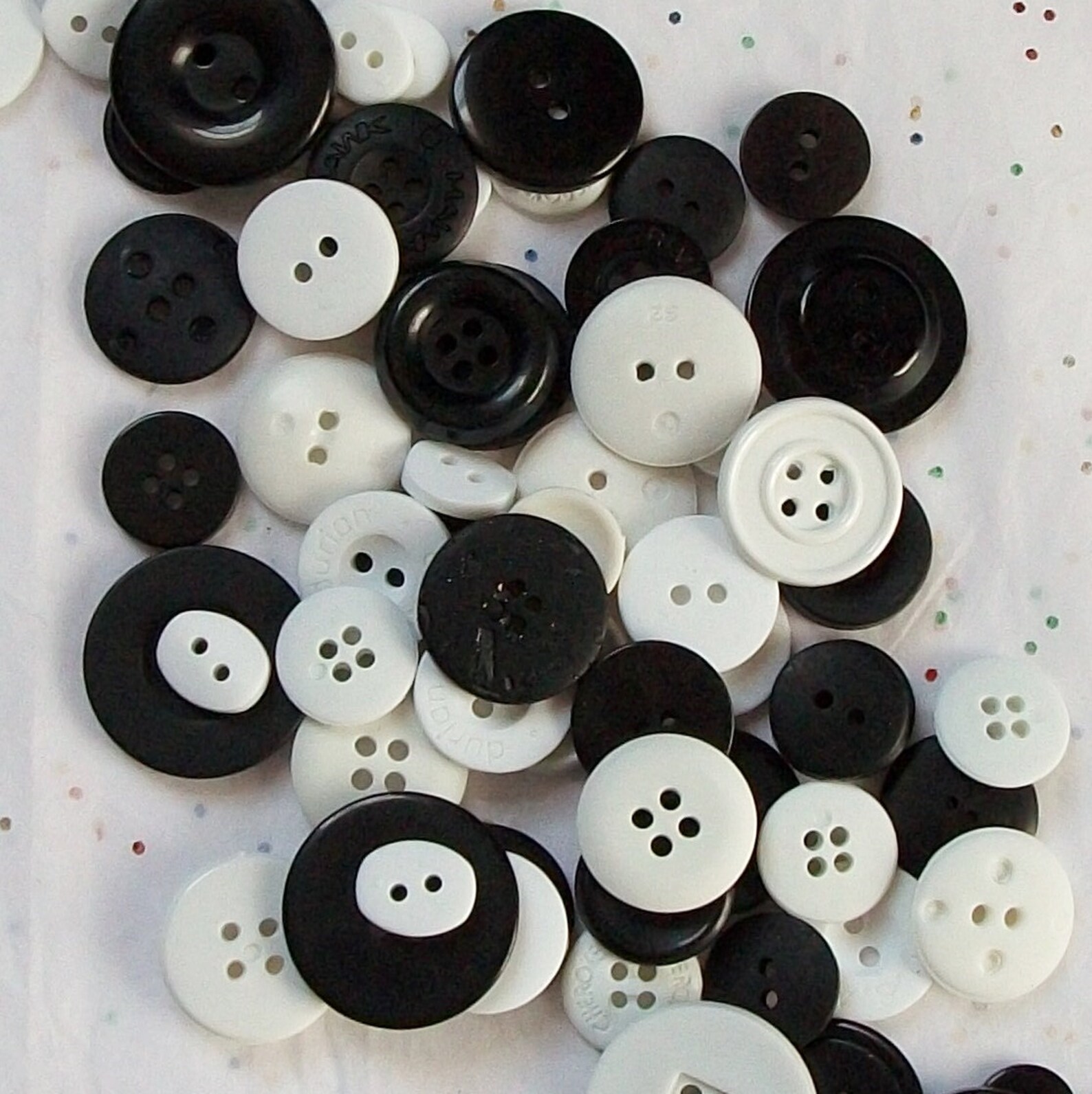 100 Black and White Button TUXEDO Mix Assorted Sizes Sewing - Etsy