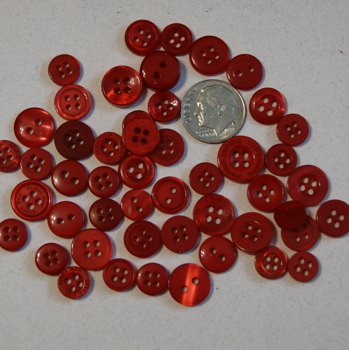 Red Buttons 50 Small Round Buttons Grab Bag Crafting Jewelry | Etsy