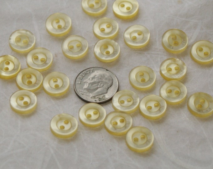 25 Yellow Buttons, 7/16", 2 Hole, Light Yellow Pearled Matching Buttons ...