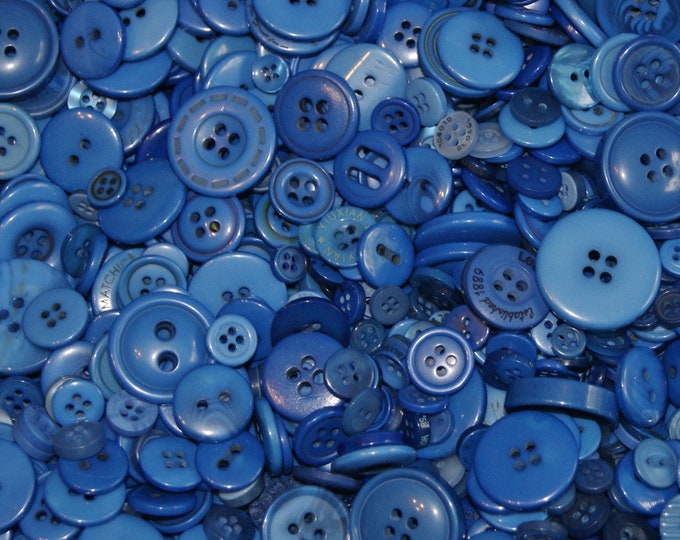 50 Blue Buttons, Assorted Buttons Button Mix Grab Bag 1447 - Etsy