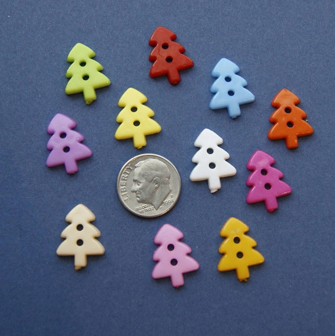 25 Buttons Christmas Tree Buttons Mini Trees 2 hole | Etsy