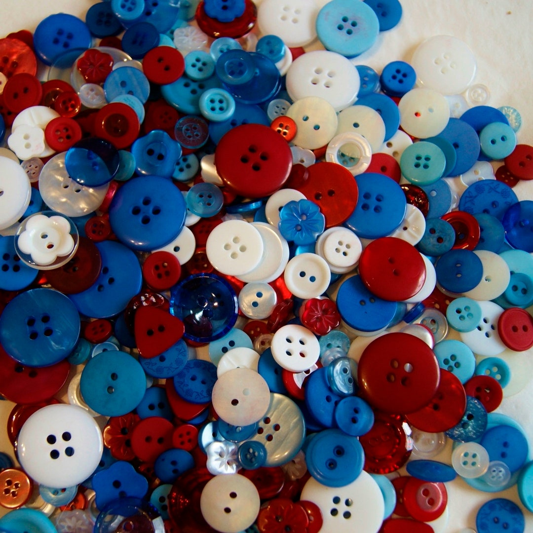 50 Buttons Red White Blue, Patriotic Mix, 4th of July Mix Assorted ...