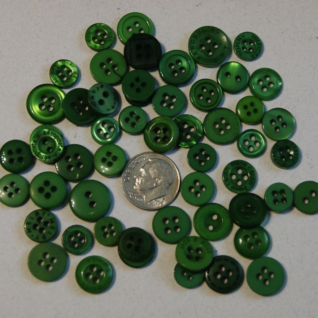 Kelly Green Button 50 Small Dark Green Round Buttons Grab Bag Crafting ...