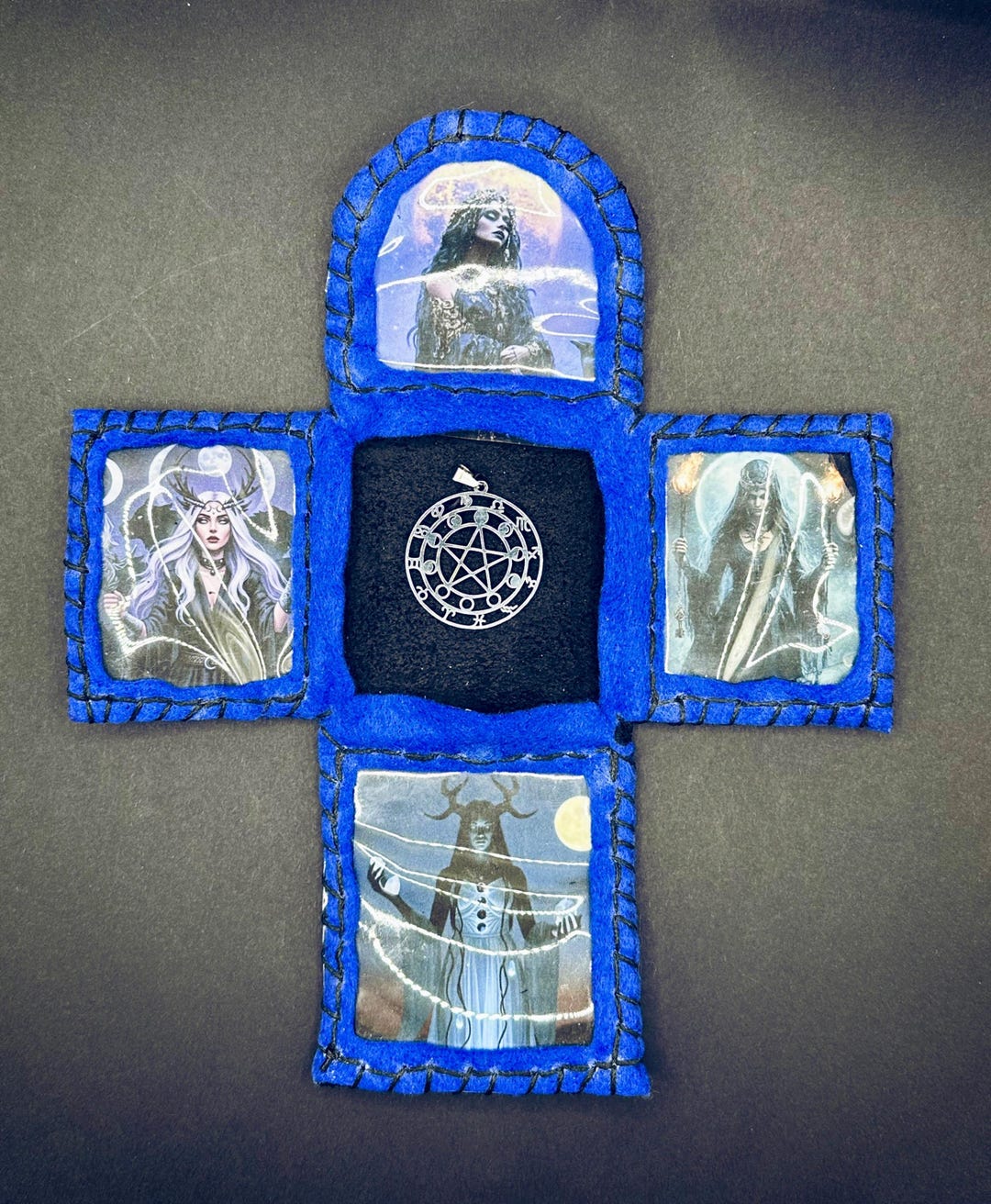 Hecate Pocket Altar. Handmade, Leather, Interchangeable. - Etsy