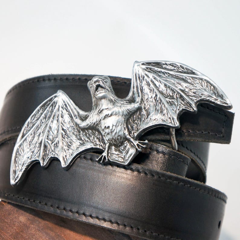 Gothic Bat Belt Buckle: Vintage Style 3D Winged Design, Handmade Zinc ...
