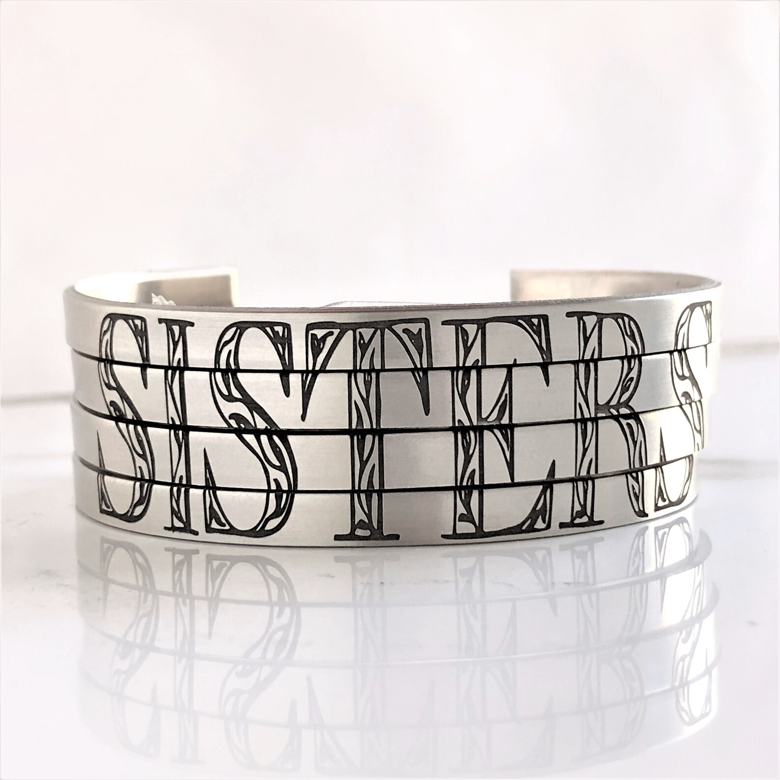 Sisters Bracelets . Personalized Sisters Jewelry . Sisters Set - Etsy