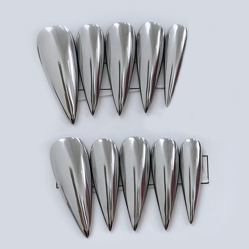 Silver Fake Nails Aesthetic - Etsy