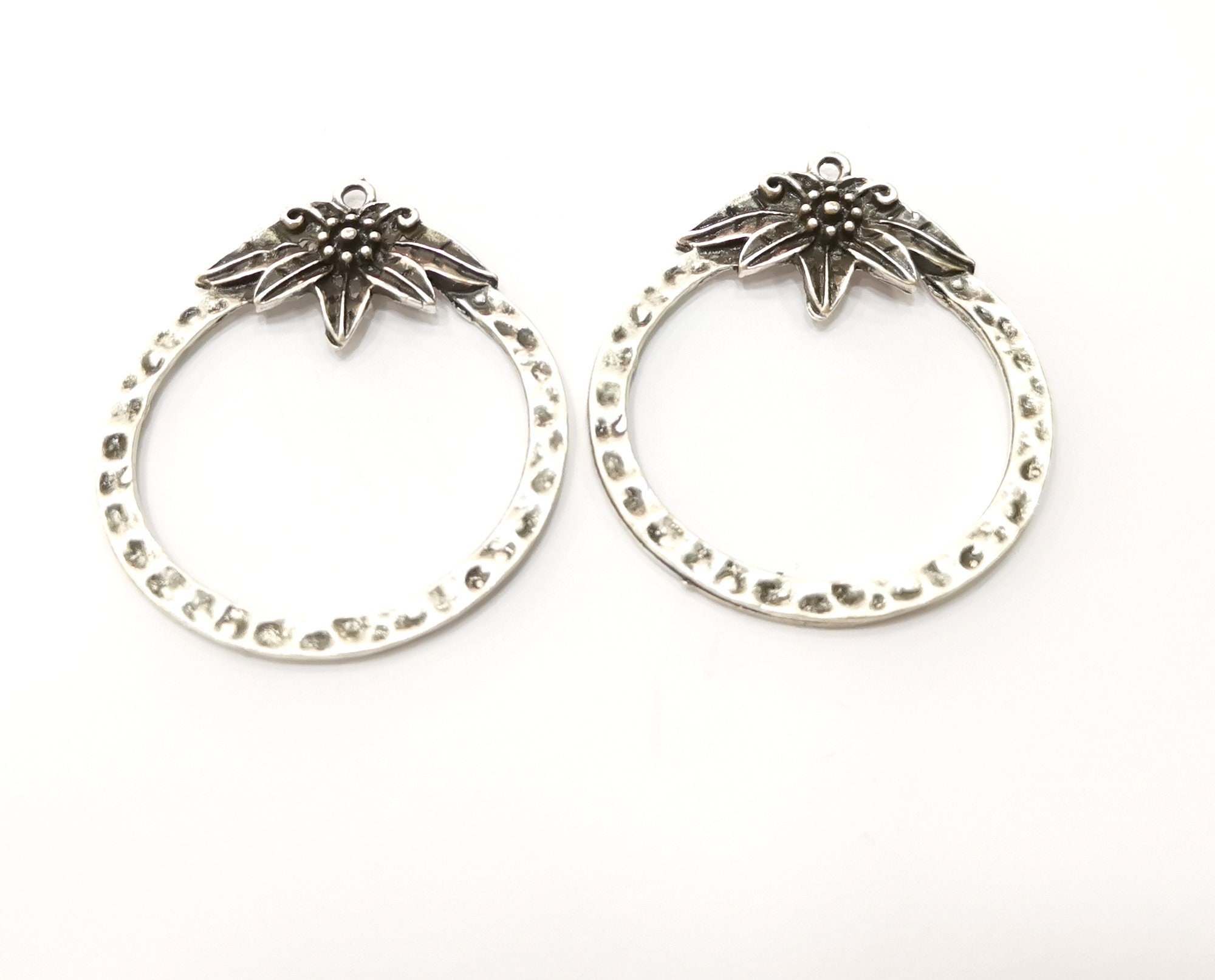 2 Flowered Hammered Circle Charms Antique Silver Plated Charms (41x36mm ...