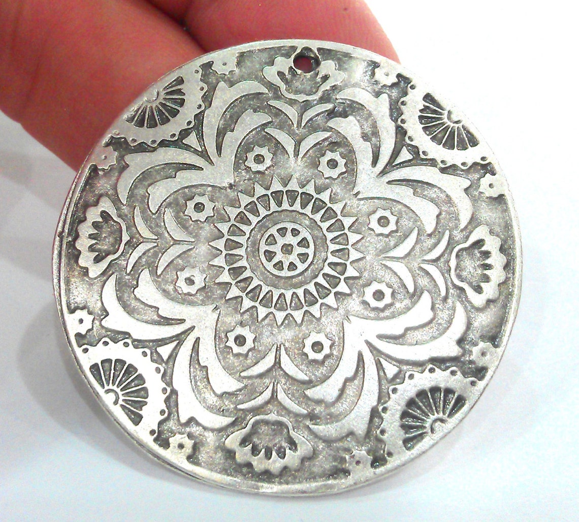 Silver Plated Medallion Pendants 45 Mm G12632 - Etsy Australia