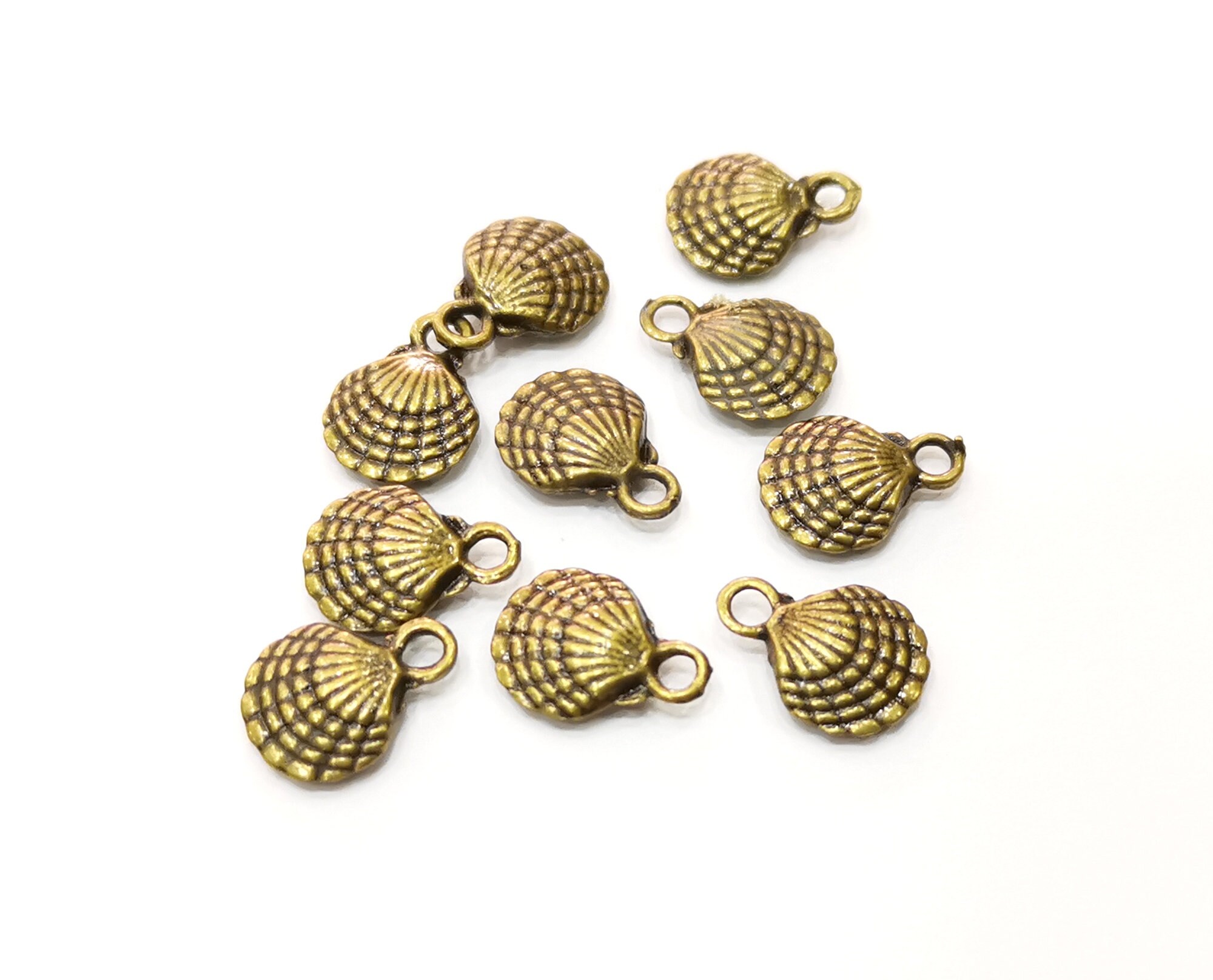 10 Oyster Sea Shell double Sided Charms Antique Bronze | Etsy