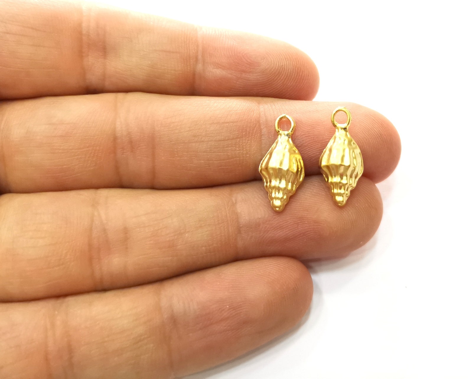 10 Conch Sea Shell Charms Gold Plated Charms 19x8mm G27752 - Etsy