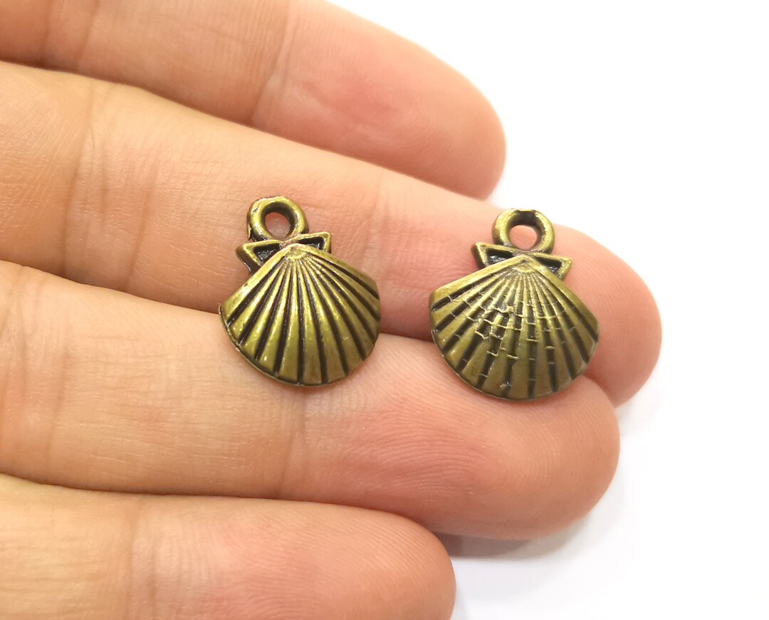 10 Sea Shell Charms Antique Bronze Plated Charms (18x14mm) G18337 - Etsy