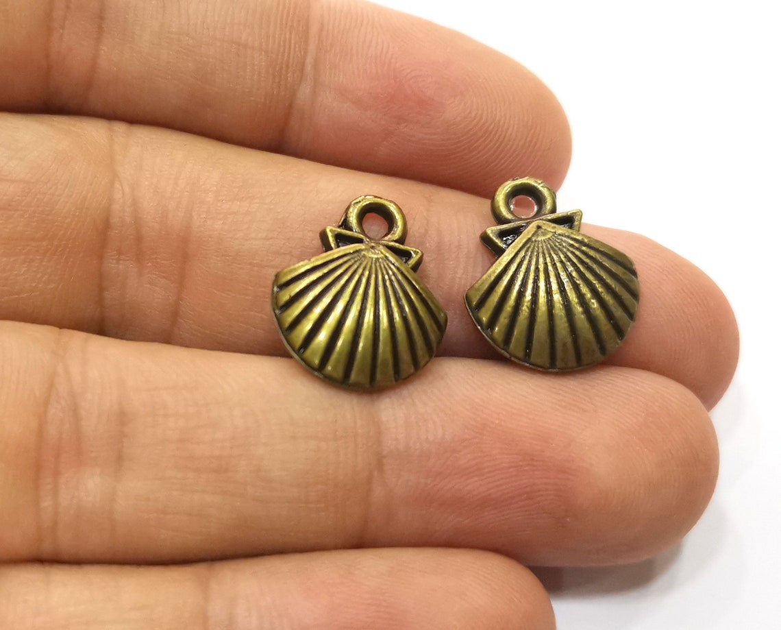 10 Sea Shell Charms Antique Bronze Plated Charms 18x14mm - Etsy