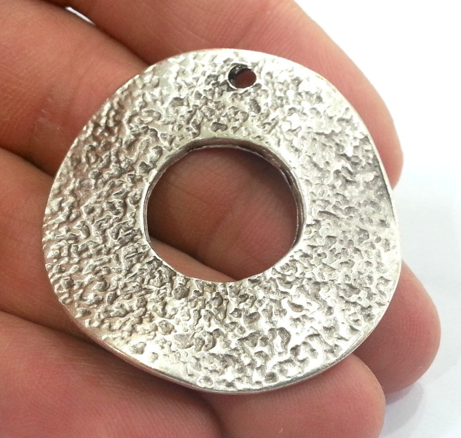 Silver Circle Pendant Silver Plated Metal 38mm G10956 - Etsy