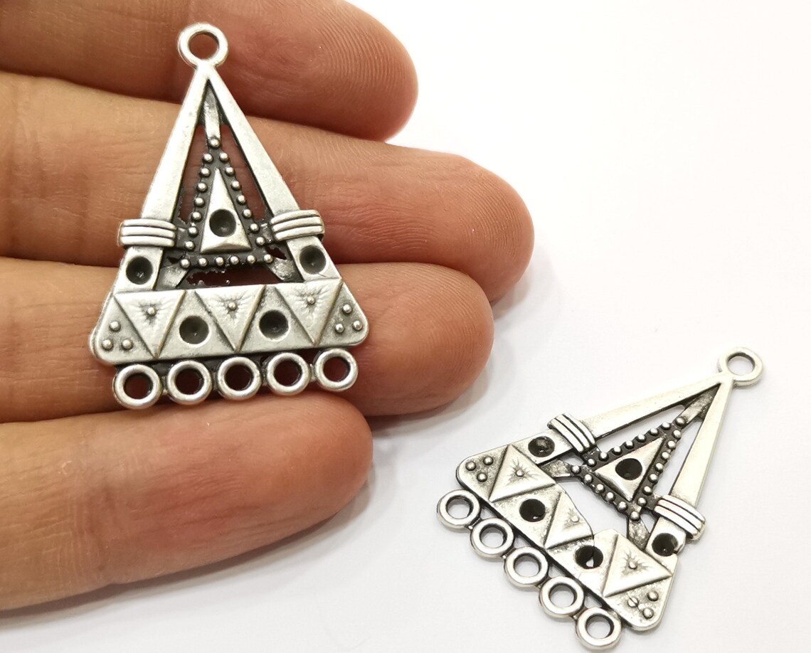 4 Silver Triangles Charms Antique Silver Plated Charms - Etsy