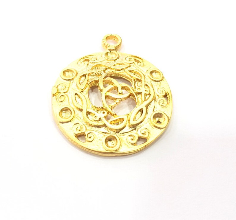 Gold Round Pendant Gold Plated Metal (36mm) G15368 - Etsy