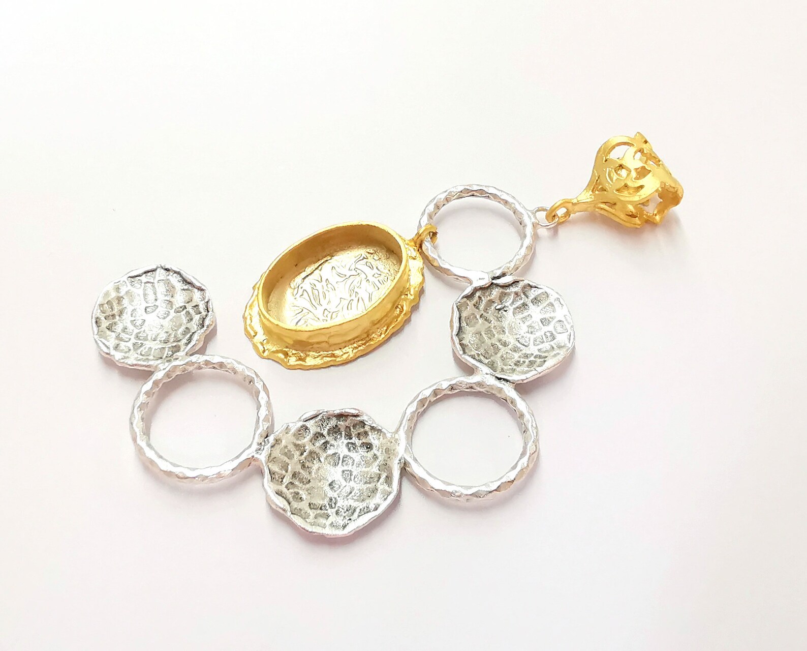 Hammered Pendant Blank Resin Bezel Mosaic Mountings Antique Silver and ...