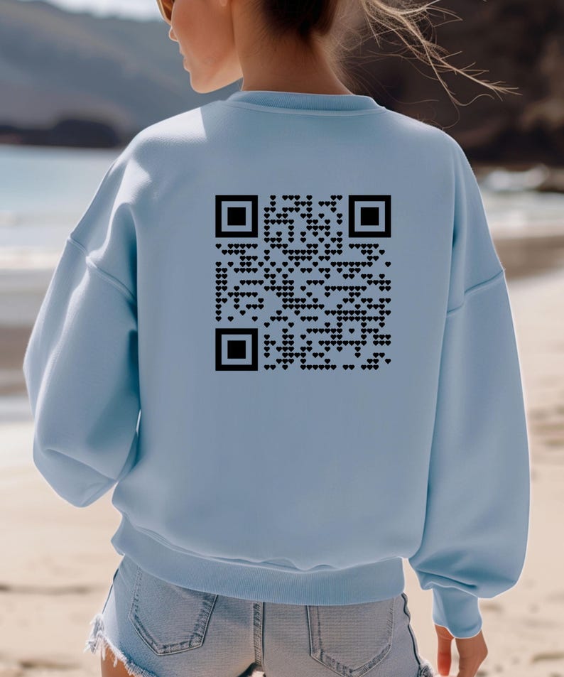 QR Code Sweatshirt, Cute Heart Design, Scan QR Code, Funny QR Code Tee ...