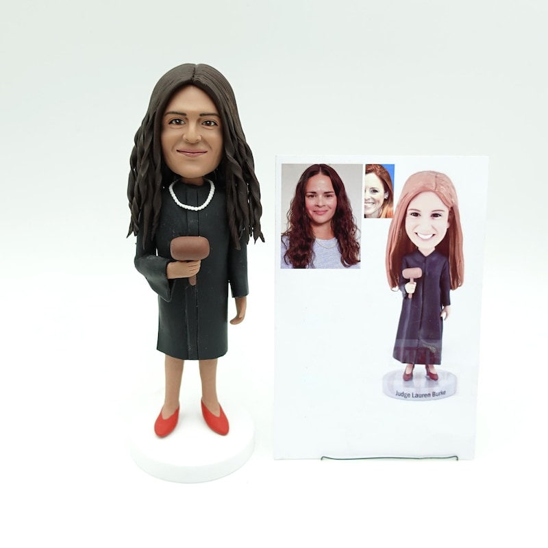 Gifts for a Judge Female - 60+ Gift Ideas for 2026