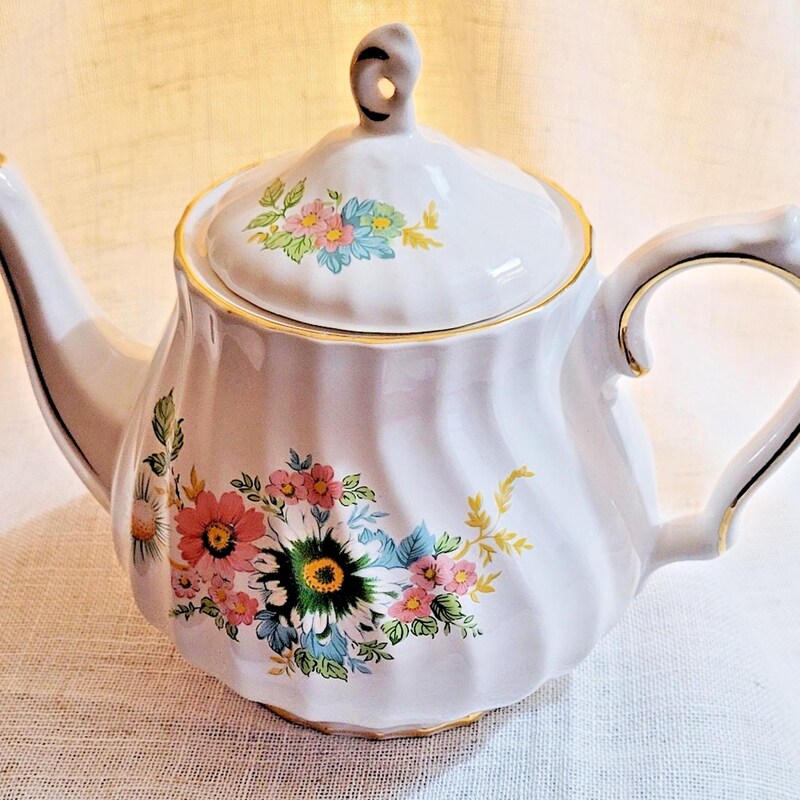 Sadler Teapot - Etsy