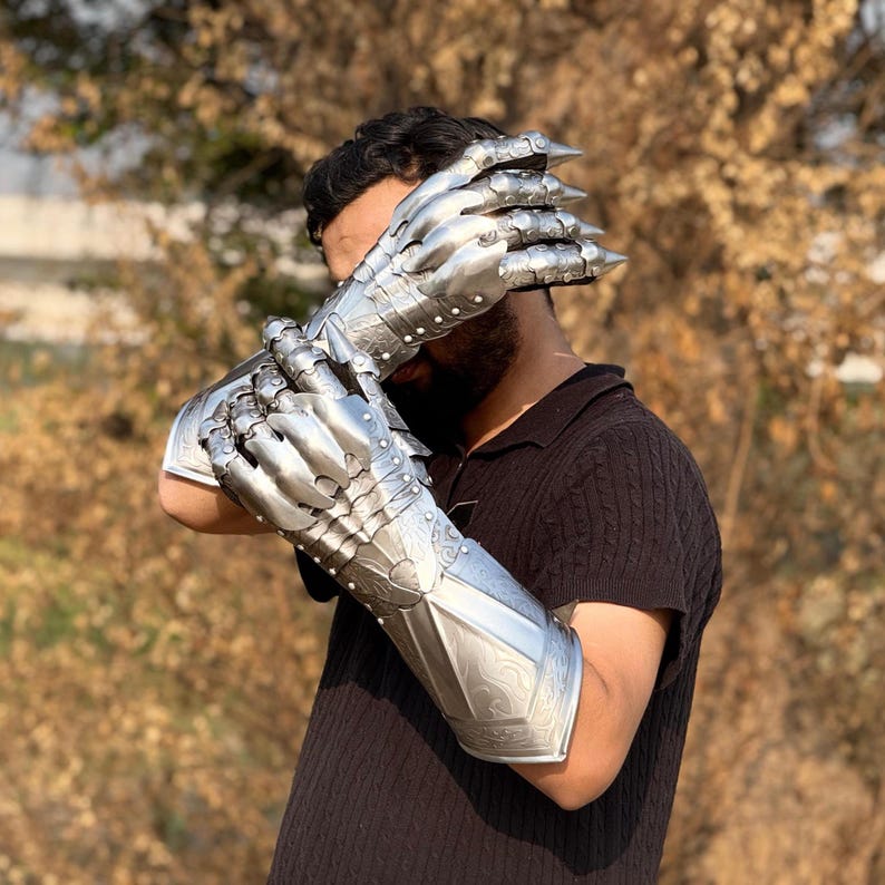 Medieval Nazgul Gloves ~ Etching Gloves Set ~ Medieval Knight Gothic ...