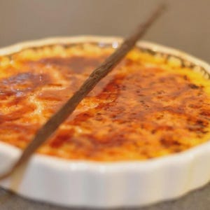Crème Brûlée Recipe | Easy Classic French Custard Dessert With ...