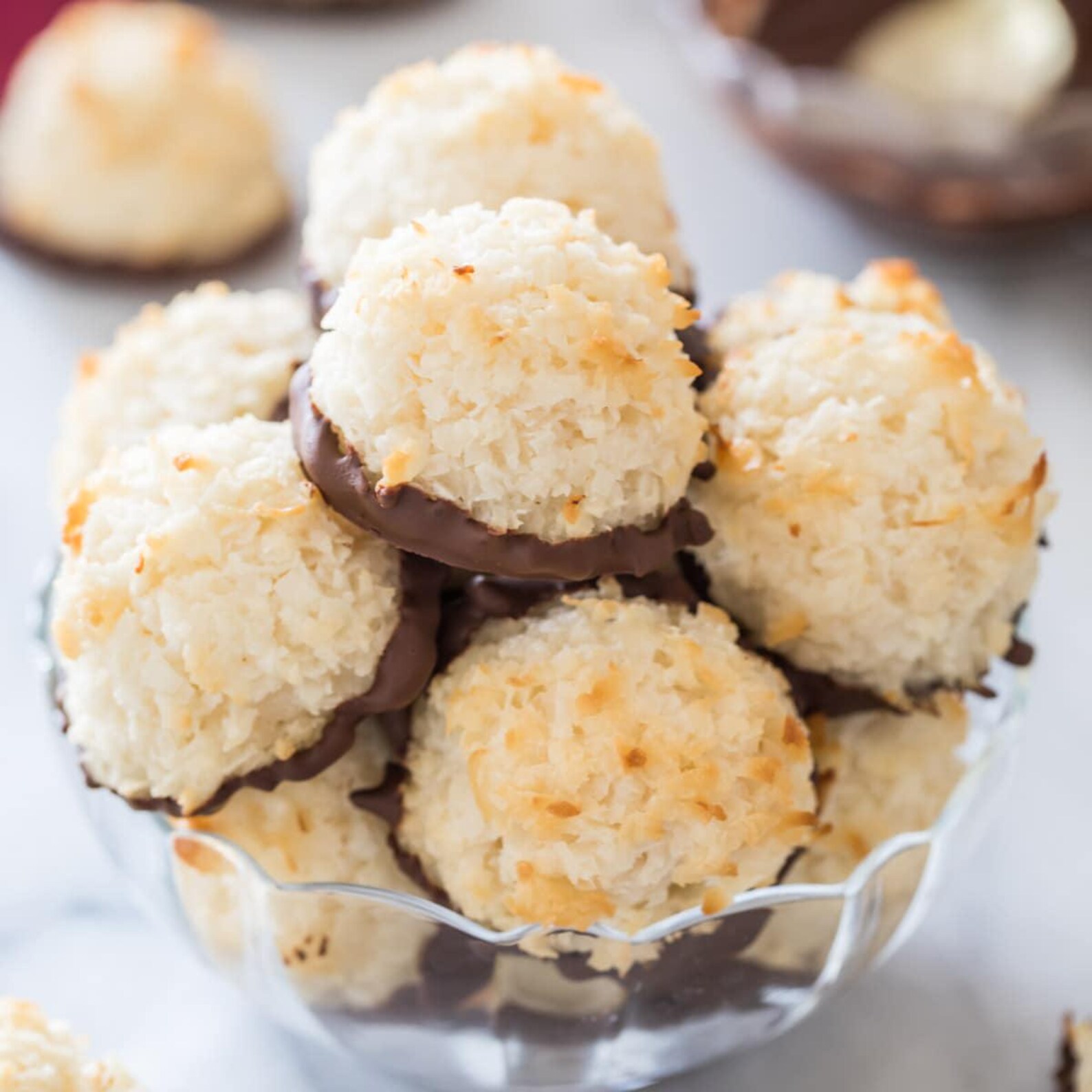 Coconut Macaroons Recipe | Easy Chewy Coconut Cookies With 4 ...