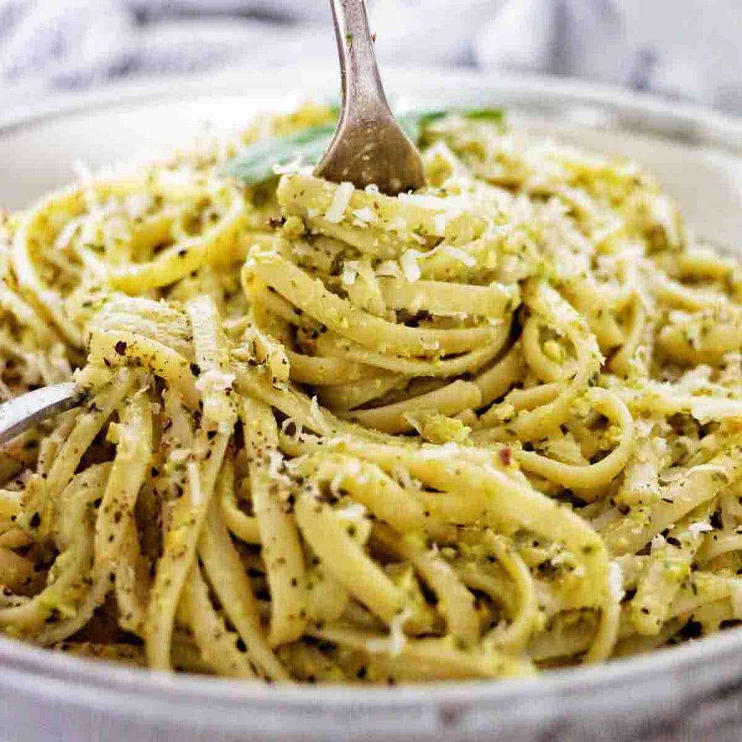 Pesto Linguine Recipe | Easy Basil Pasta With Parmesan | Printable PDF ...