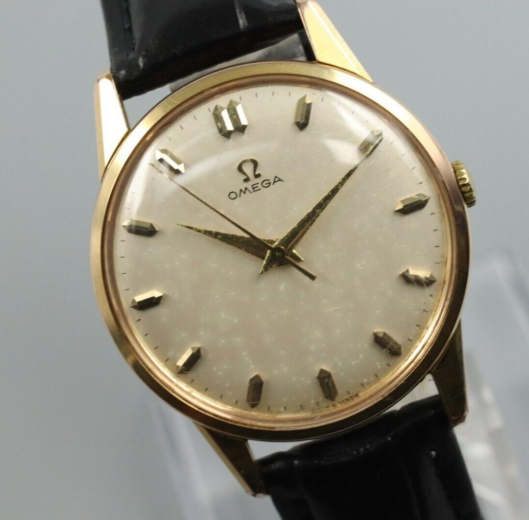 RARE *NEAR MINT* Vintage Omega Cal.285 Hand Winding Gold Dial Round ...
