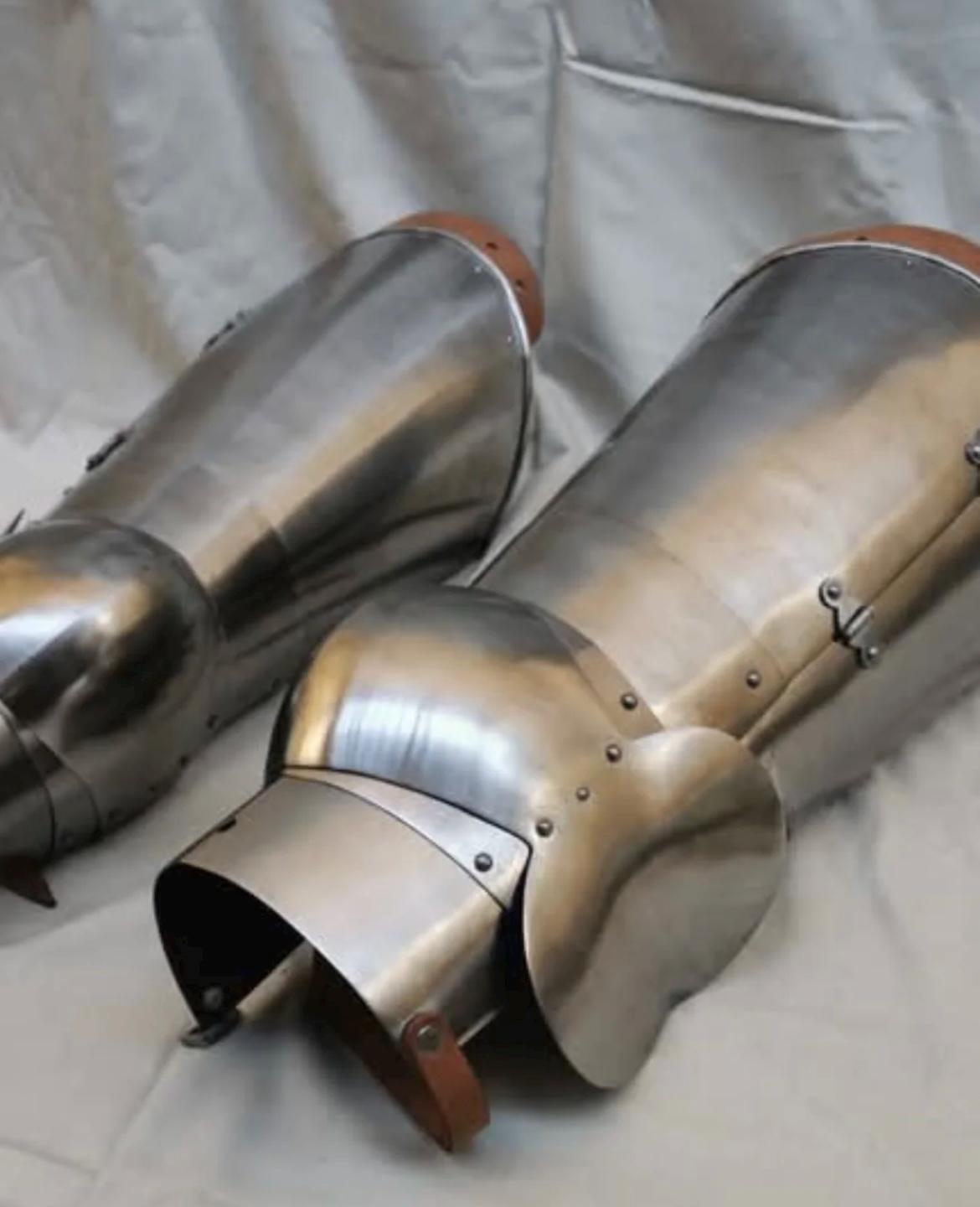 Medieval Full Steel Leg Armor – Handmade Gothic Plate Cuisses, Poleyns ...