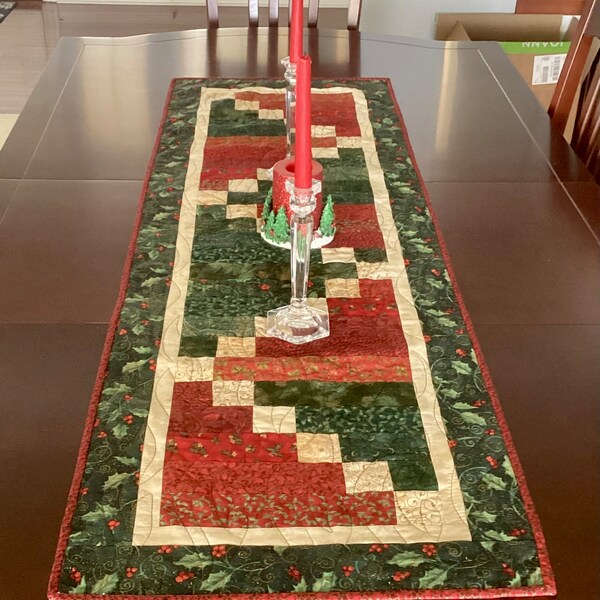 Quilted Christmas Table Runner - Etsy