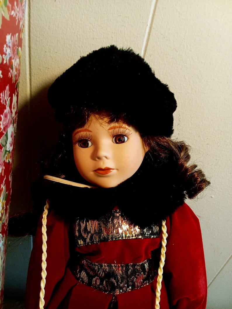 16" 1990 Vintage Crowne Artmark Fine Porcelain Doll W/coa - Etsy