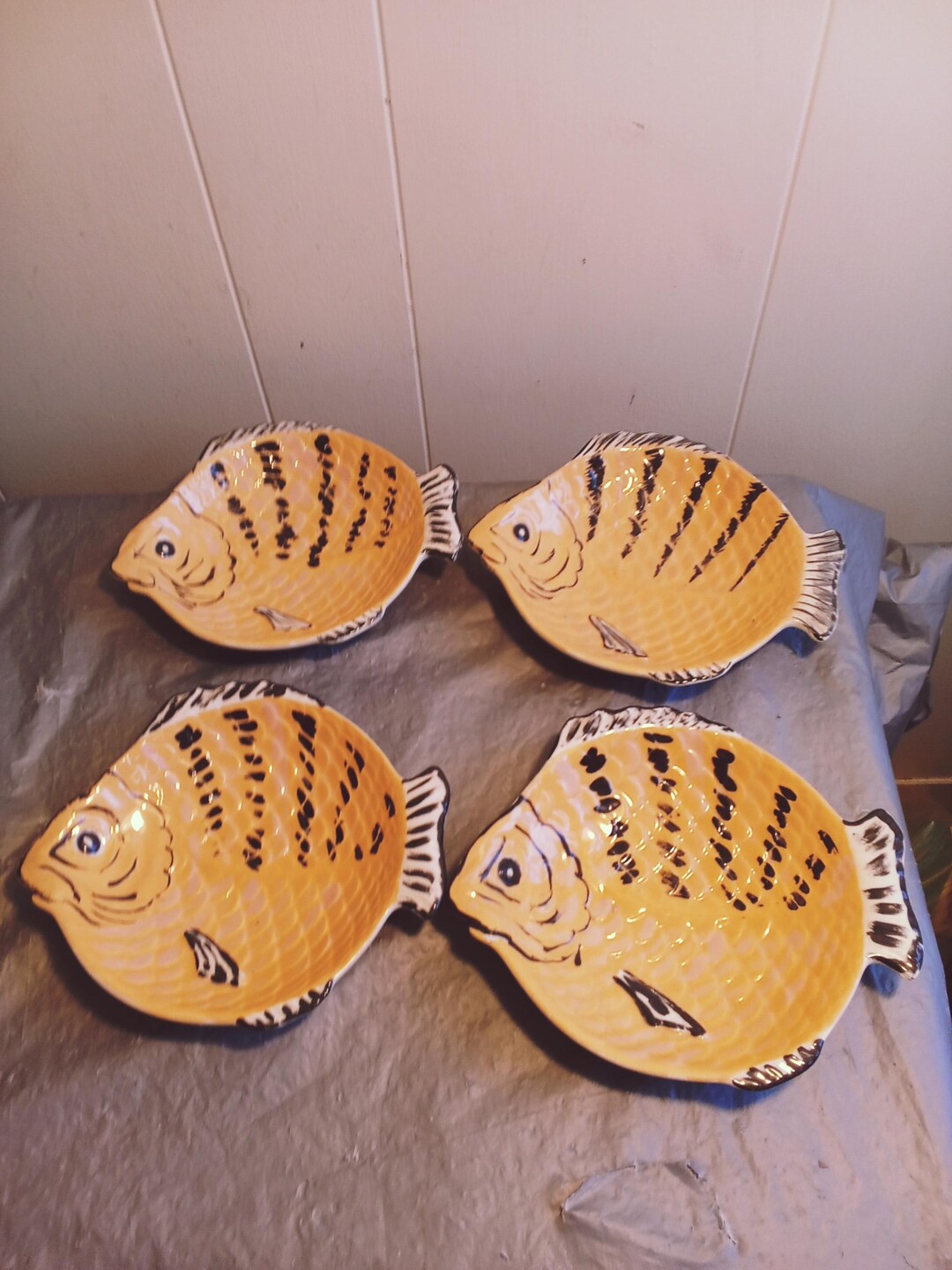 4 Vintage Holland Mold Fish Plates - Etsy