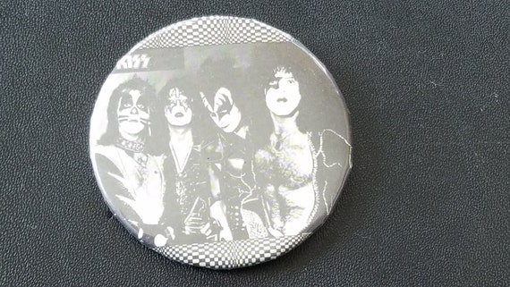 Vintage KISS Band Button Pin Black and White b/w 1970… - Gem