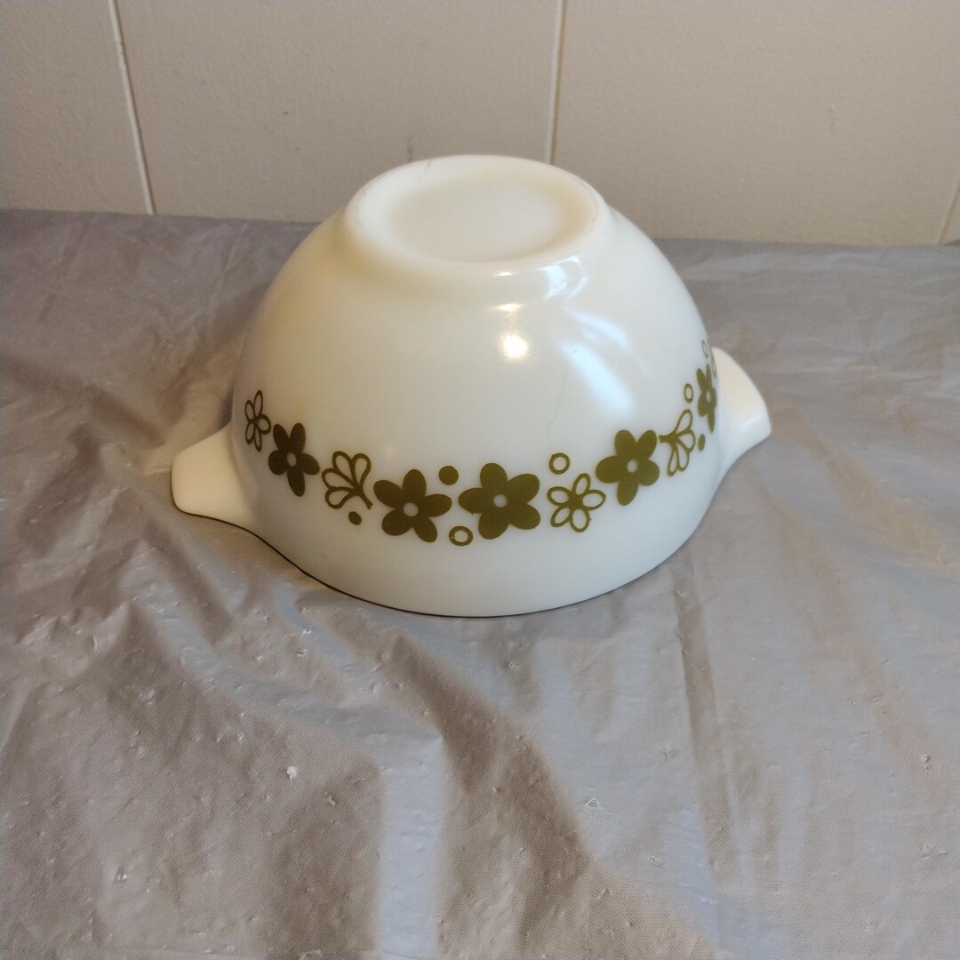 Vintage Pyrex Spring Blossom Mixing Bowl, Look & Read Description - Etsy