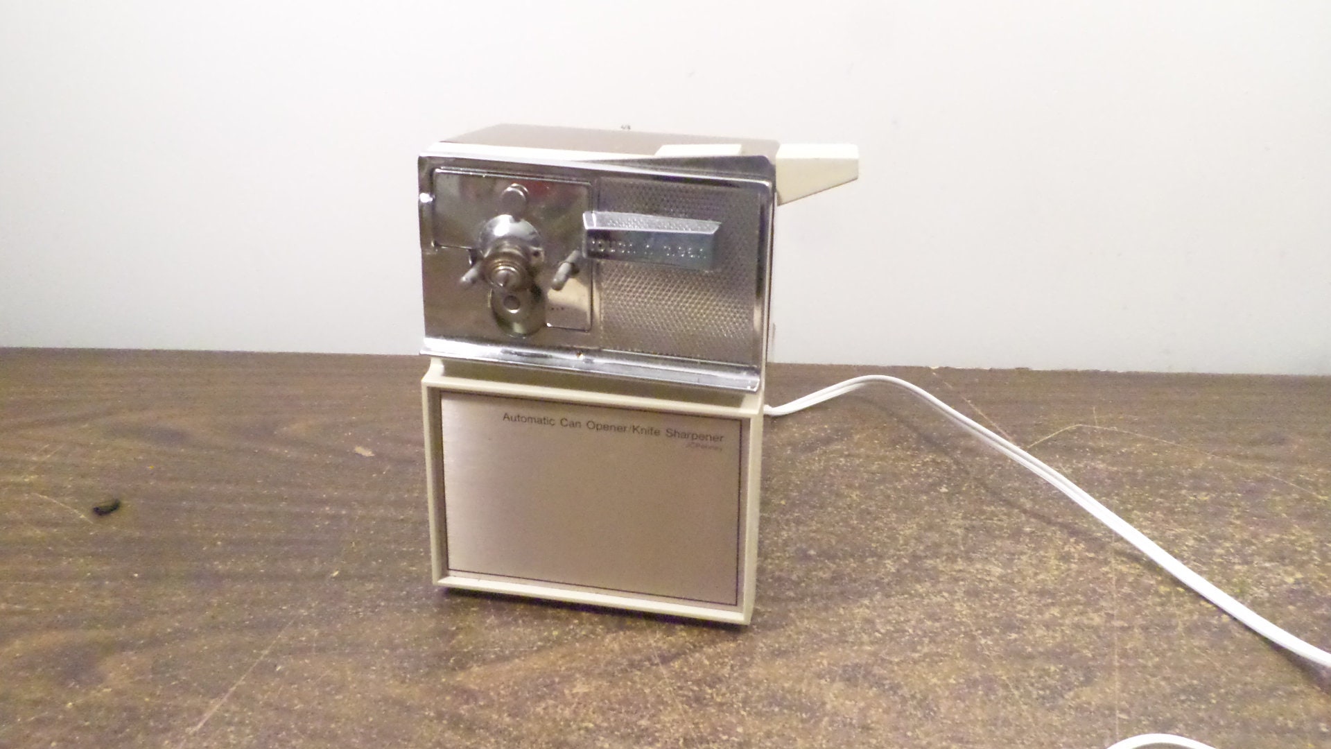 Vintage Electric Can Opener