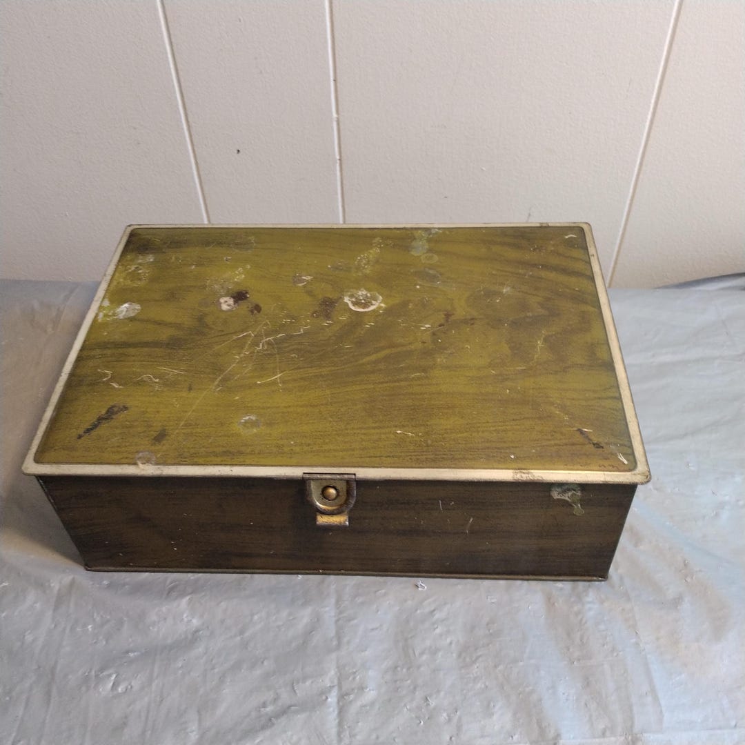 Vintage Tin Cigar Box Humidor, Look & Read Description - Etsy