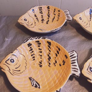 4 Vintage Holland Mold Fish Plates - Etsy